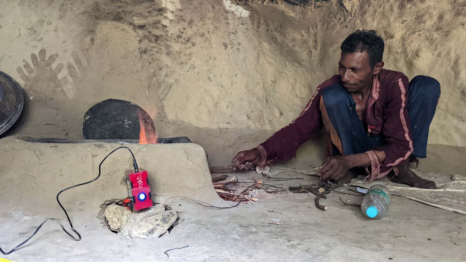 Alumnus Helps Provide Clean Cookstoves Abroad